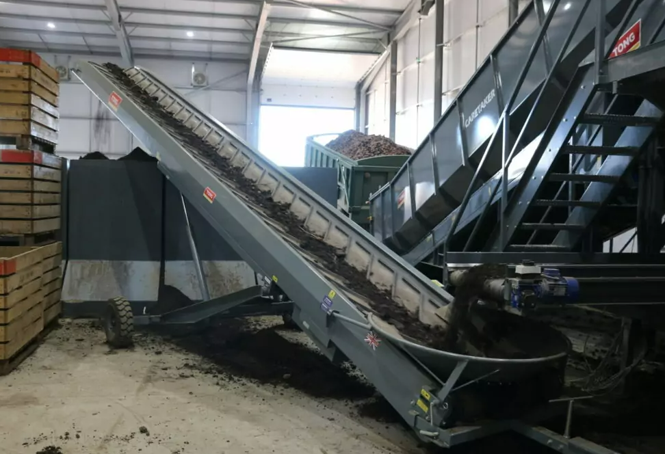 DEVELOPING PLANS FOR ELEVATOR RANGE FOR POTATO HANDLING - British Potato
